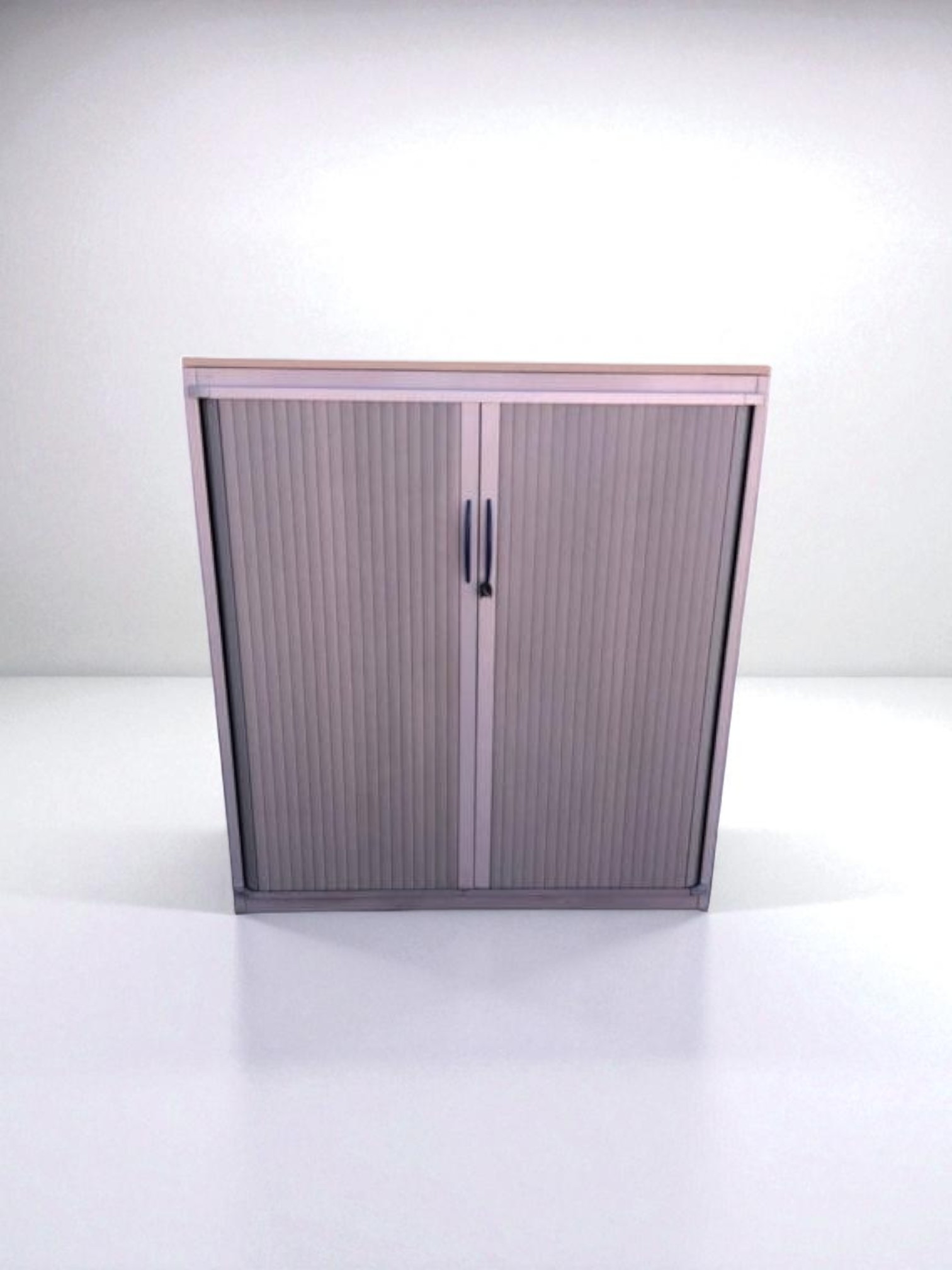 Armoire métallique Steelcase 120x130cm avec roue - Mobilier Bureau Pro